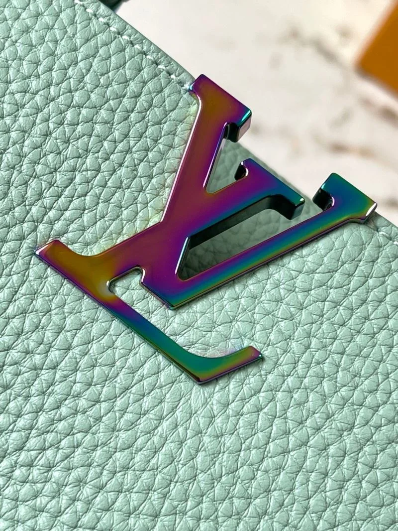 Mirror quality Louis Vuitton Capucines BB Bags