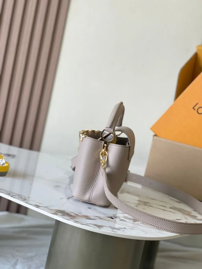 Cut-rate Louis Vuitton Capucines BB Bags