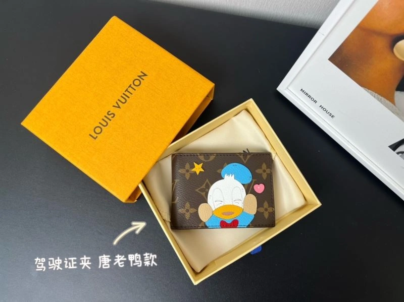 Low-cost Louis Vuitton Card Holders