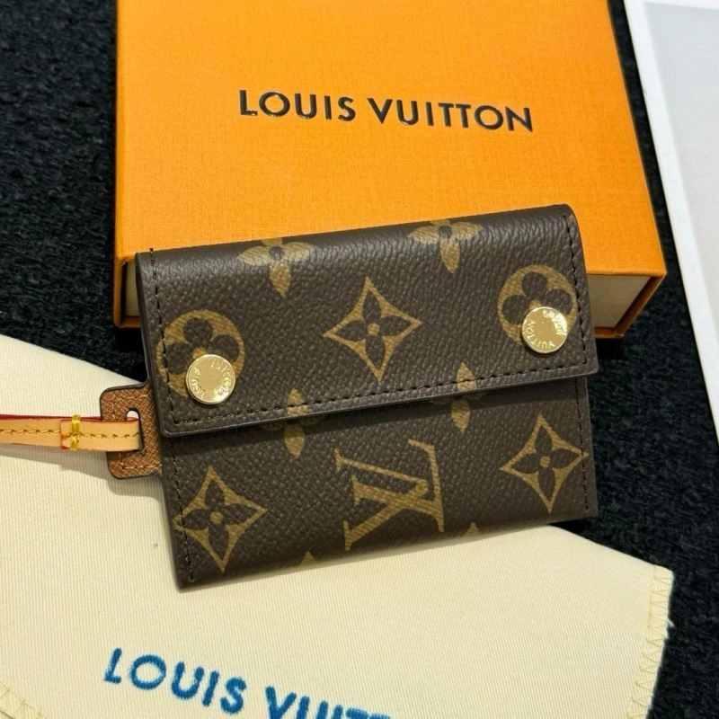 Low-cost Louis Vuitton Card Holders