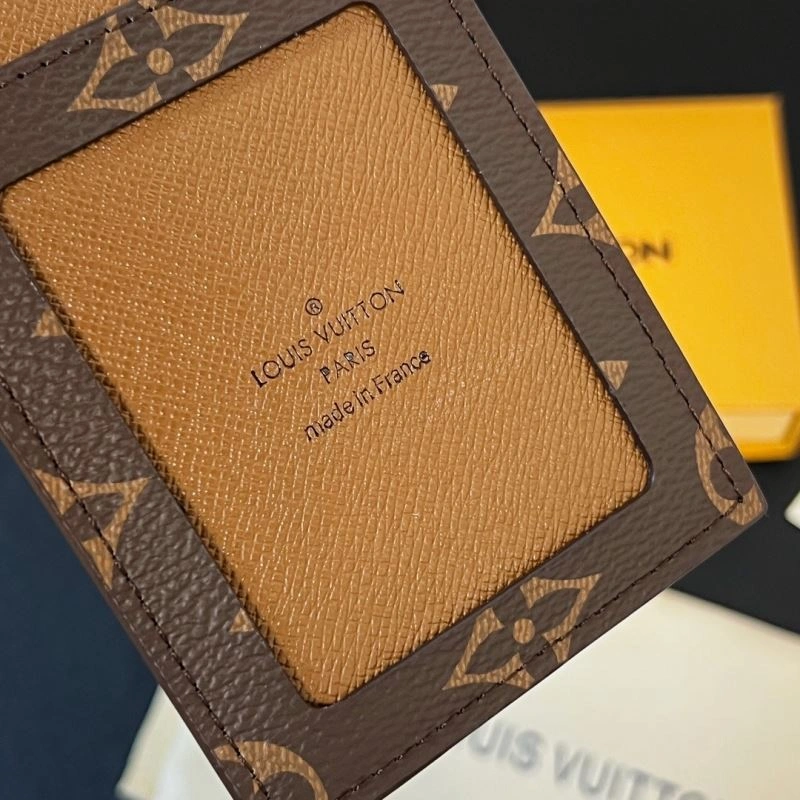 Accurate model Louis Vuitton Card Holders