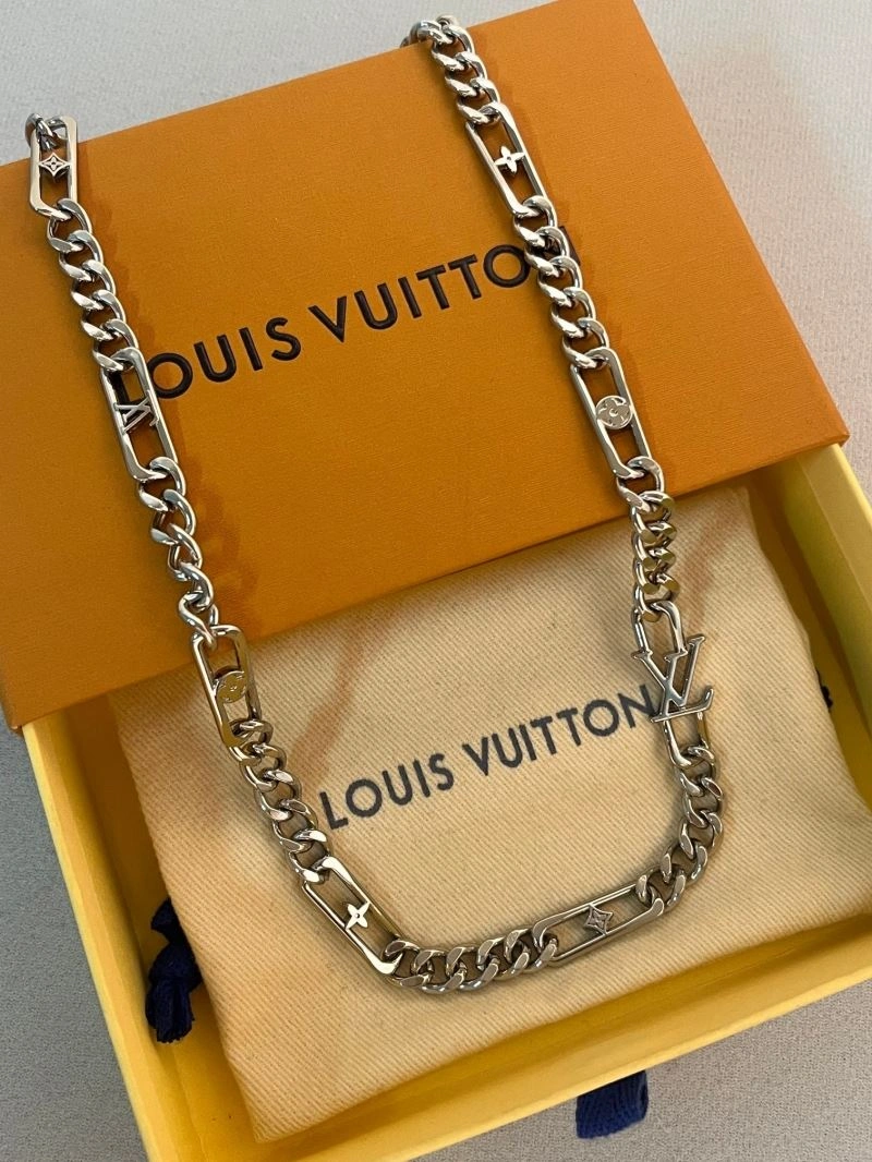 Top match Louis Vuitton Chains