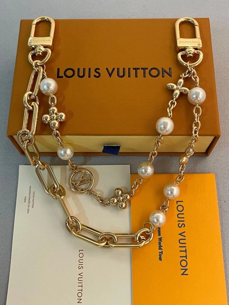 Cut-rate Louis Vuitton Chains