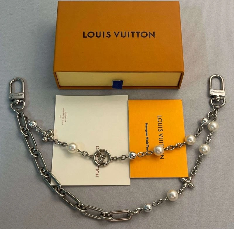 Louis Vuitton Chains