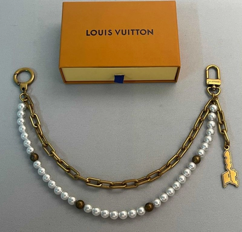 Mirror quality Louis Vuitton Chains
