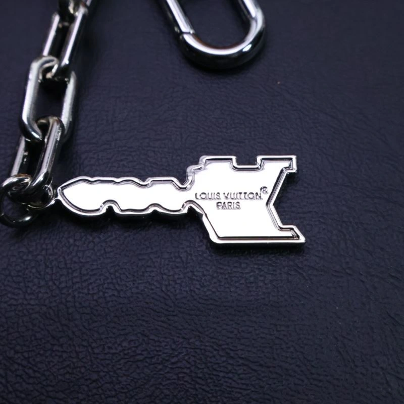 Bargain Louis Vuitton Chains