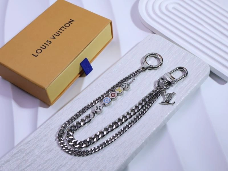 Discounted Louis Vuitton Chains