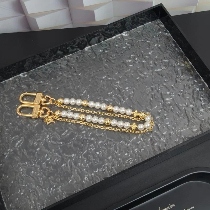 High accuracy Louis Vuitton Chains
