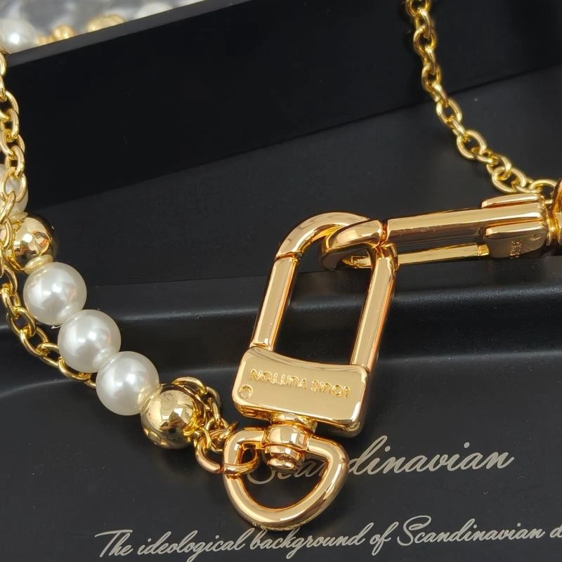 High accuracy Louis Vuitton Chains
