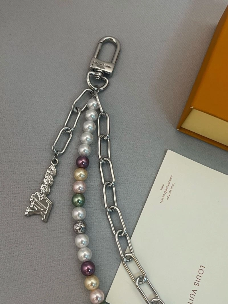 Brand-authenticated Louis Vuitton Chains