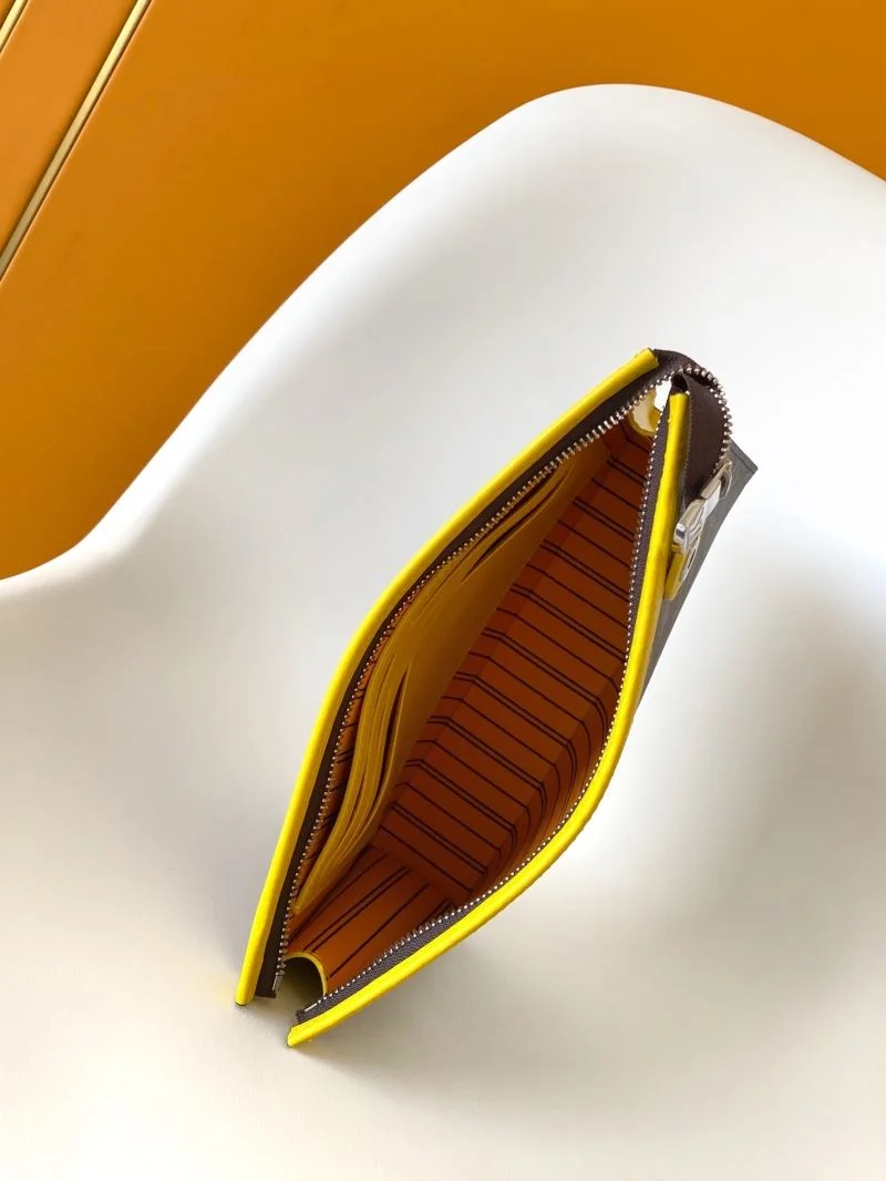 Factory-made Louis Vuitton Clutch Bags