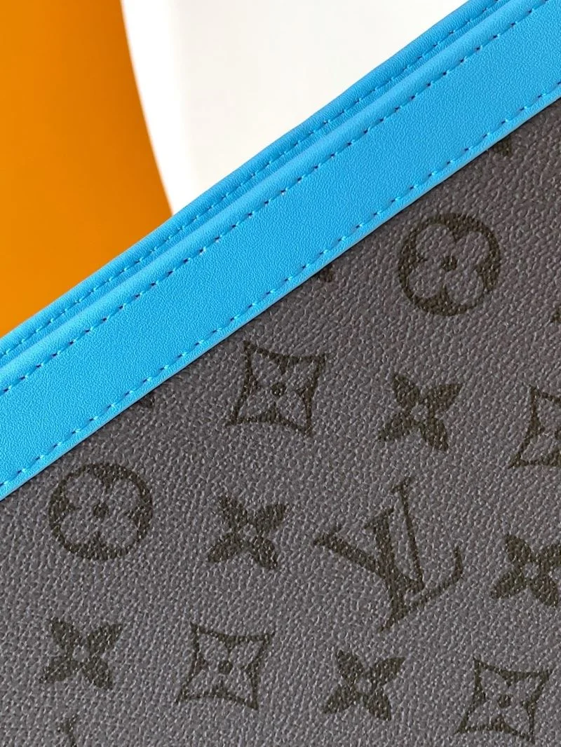 Real Louis Vuitton Clutch Bags