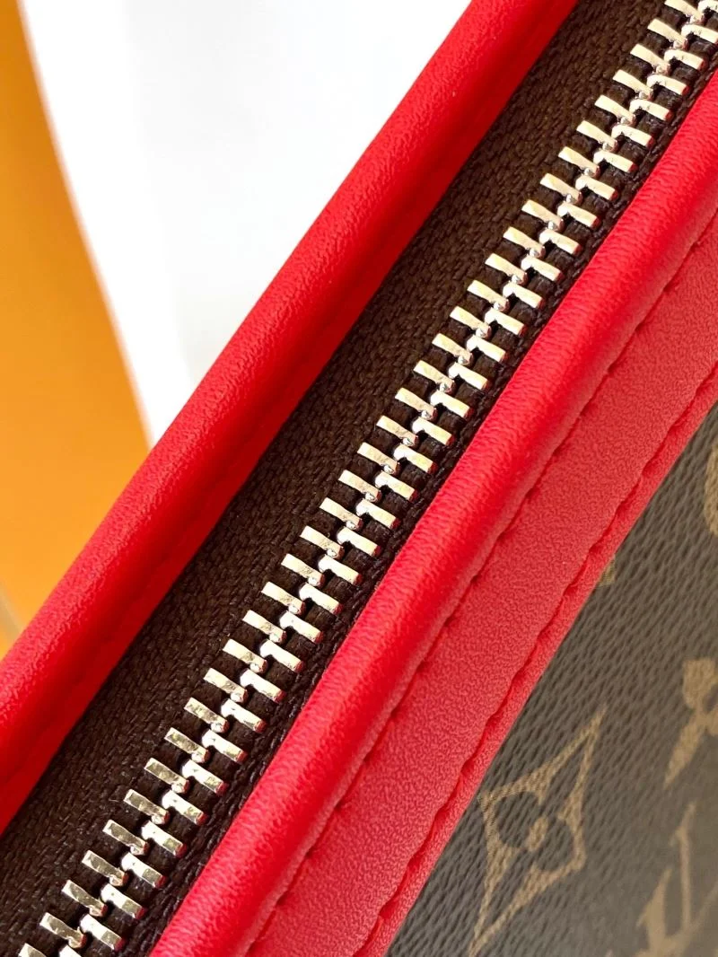 Real Louis Vuitton Clutch Bags