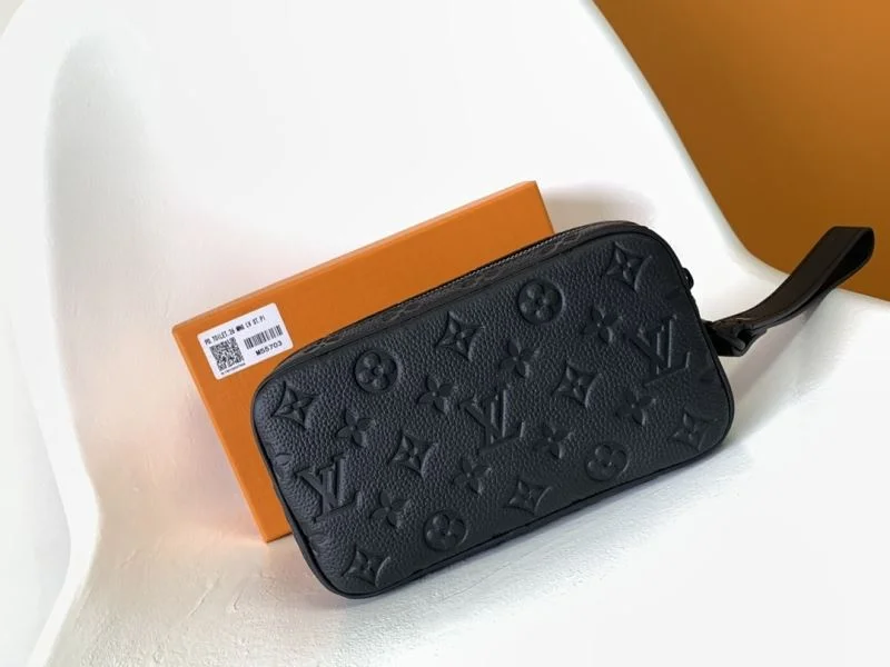 Bargain Louis Vuitton Clutch Bags