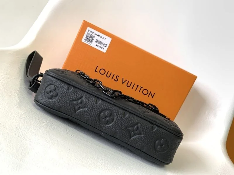 Bargain Louis Vuitton Clutch Bags
