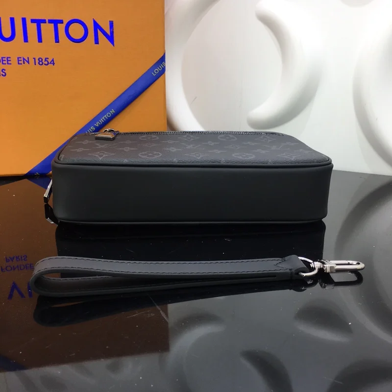 Top match Louis Vuitton Clutch Bags