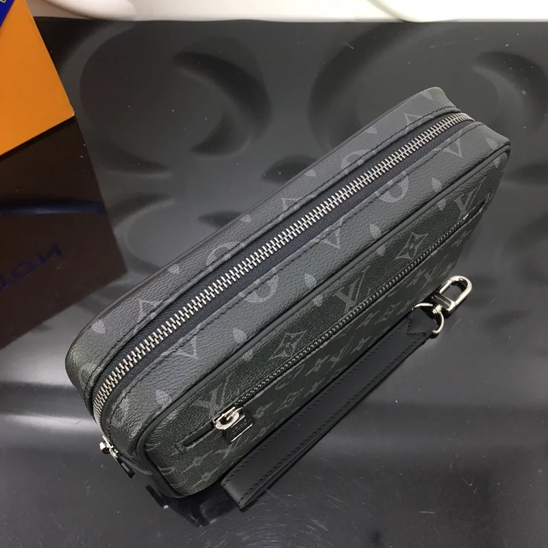 Top match Louis Vuitton Clutch Bags