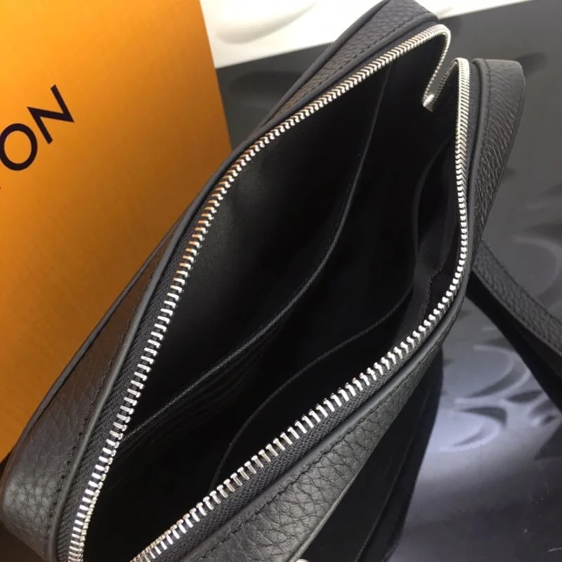Exact replica Louis Vuitton Clutch Bags