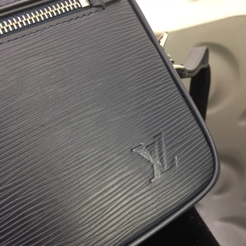 Real Louis Vuitton Clutch Bags