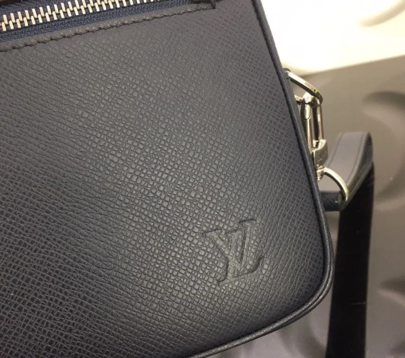 Cut-rate Louis Vuitton Clutch Bags