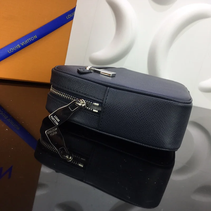 Cut-rate Louis Vuitton Clutch Bags