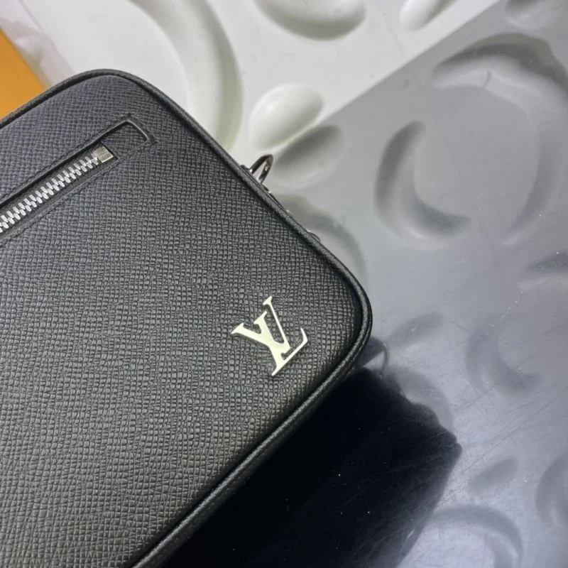 1:1 copy Louis Vuitton Clutch Bags