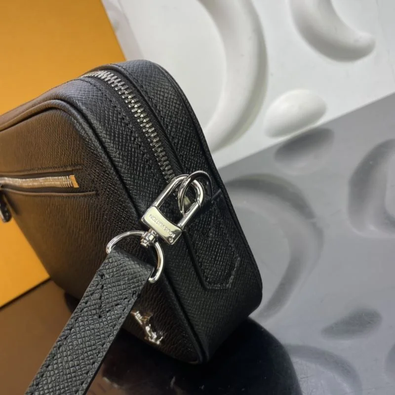 1:1 copy Louis Vuitton Clutch Bags