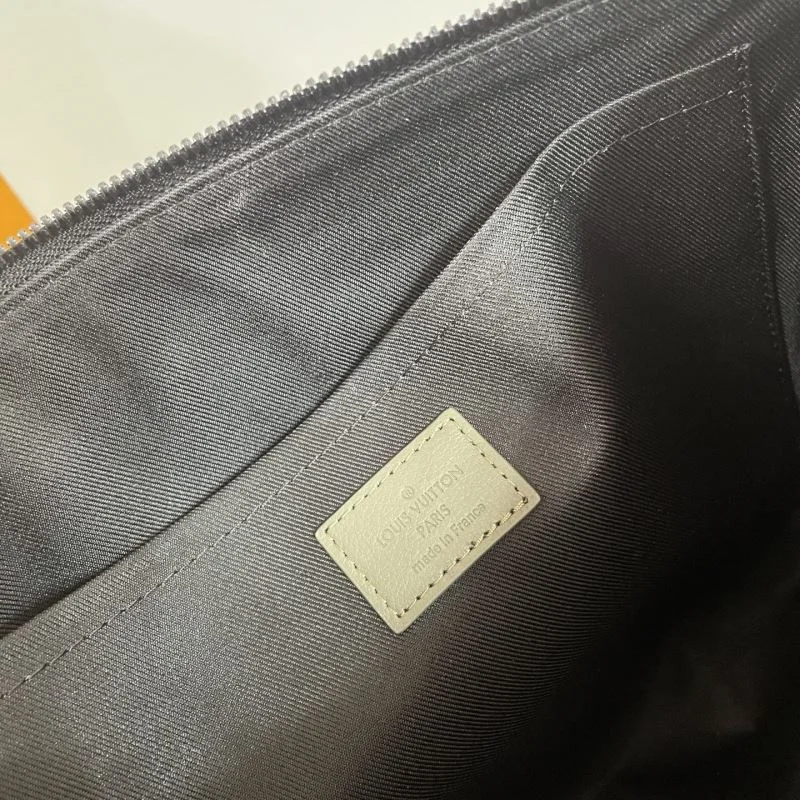 Mirror quality Louis Vuitton Clutch Bags