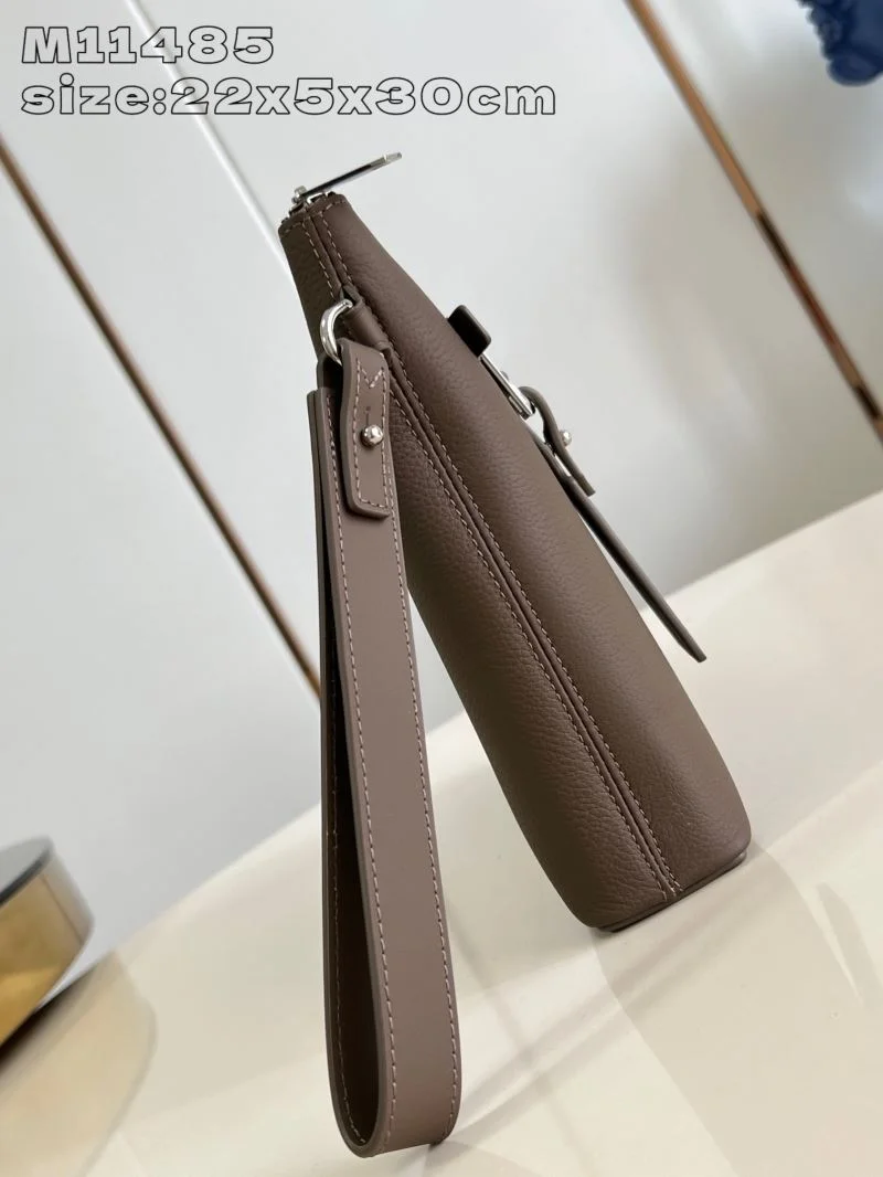 Real Louis Vuitton Clutch Bags