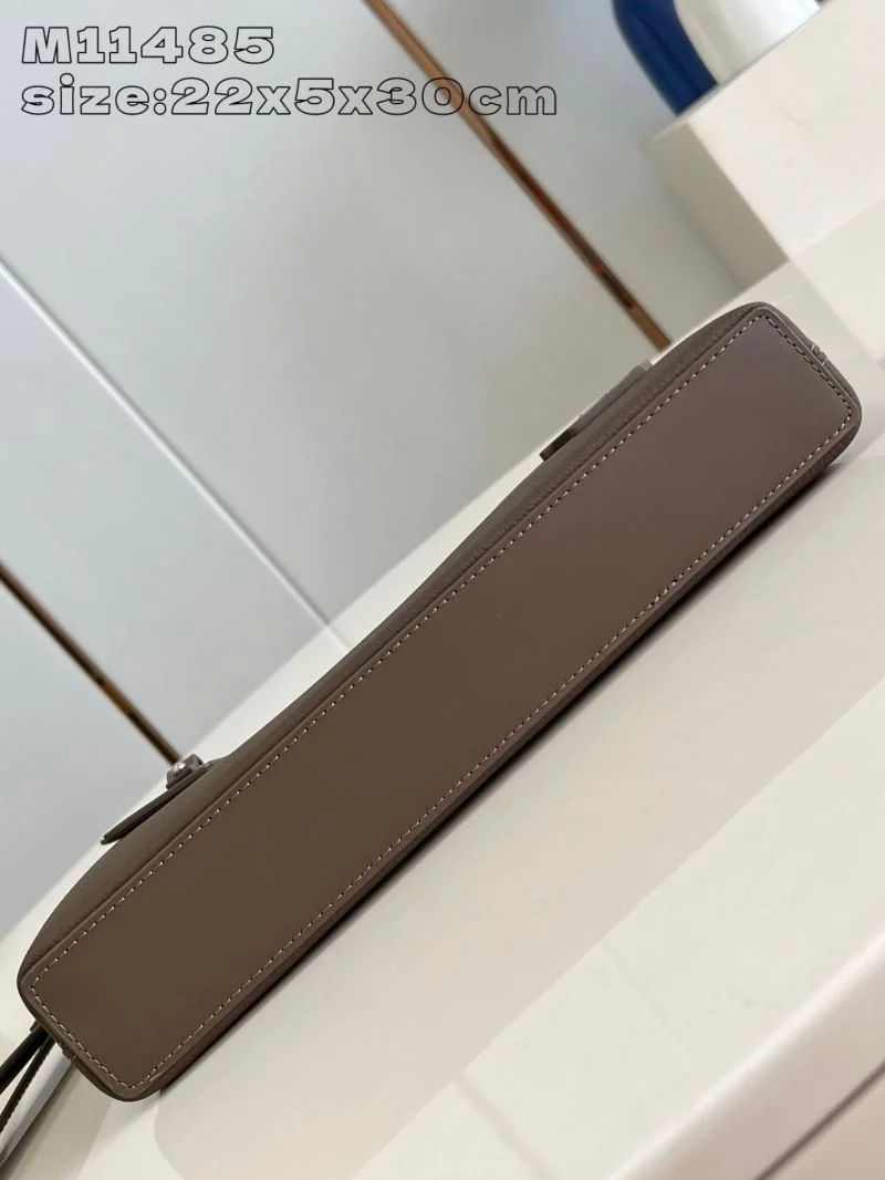 Real Louis Vuitton Clutch Bags