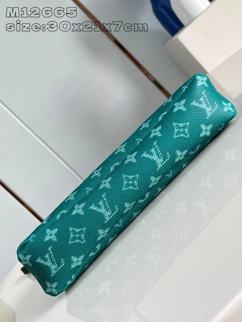 Factory-made Louis Vuitton Clutch Bags