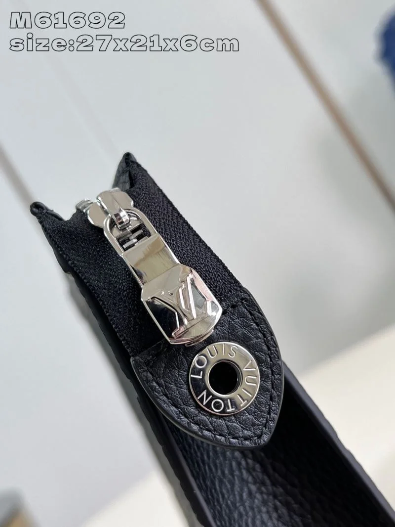 Top match Louis Vuitton Clutch Bags