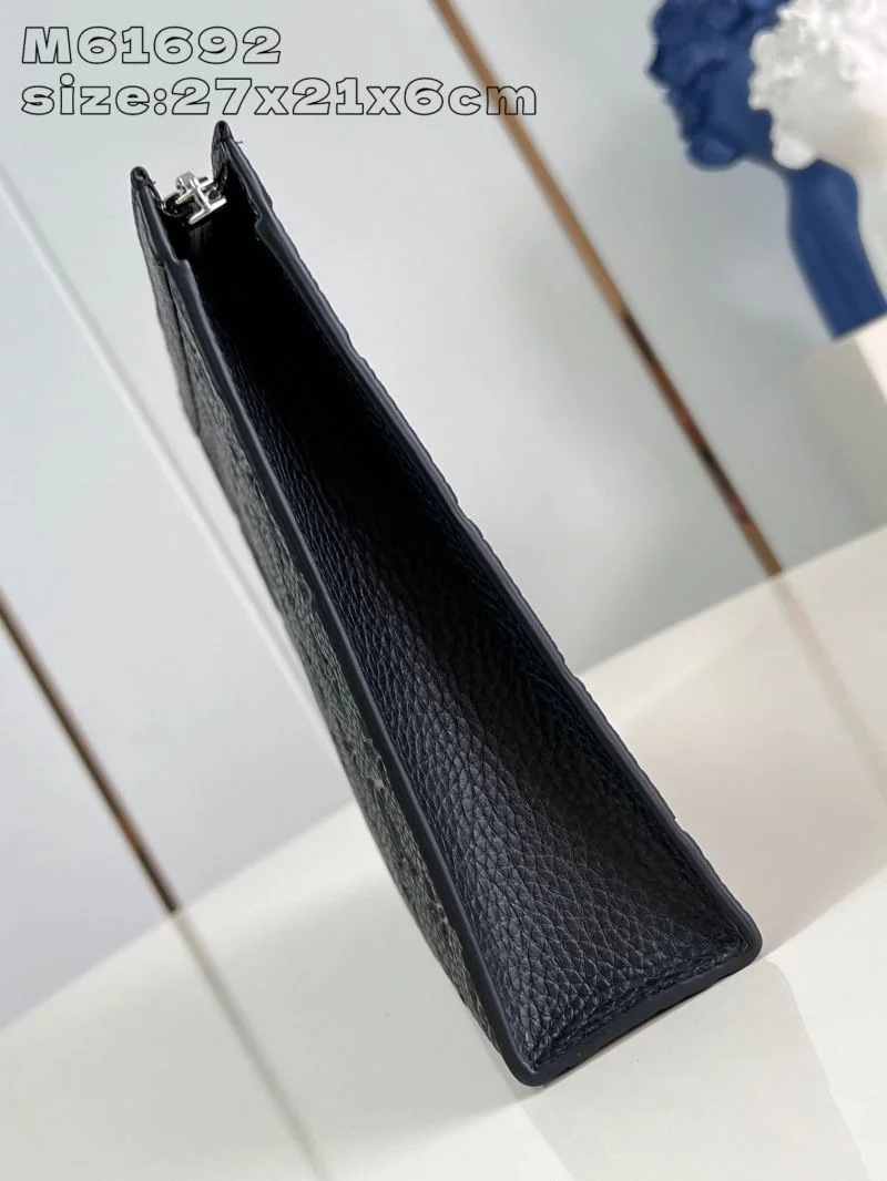 Top match Louis Vuitton Clutch Bags