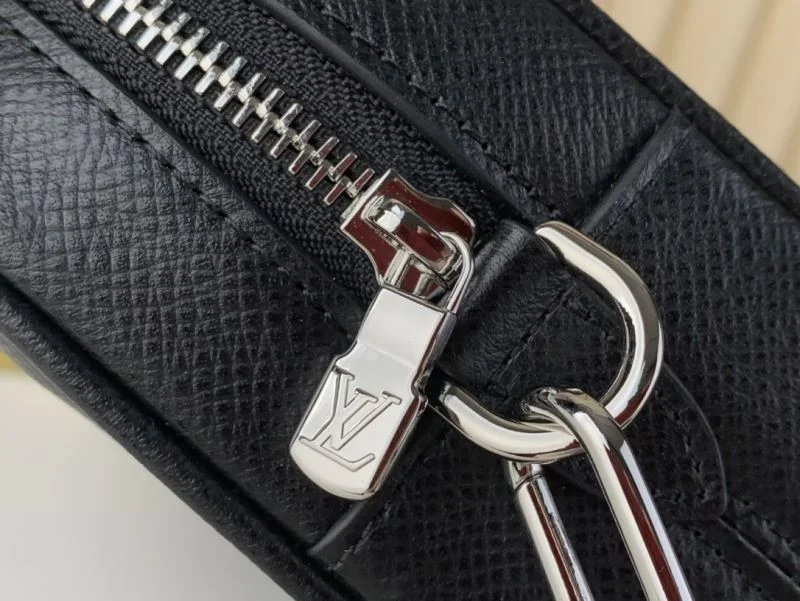Inexpensive Louis Vuitton Clutch Bags