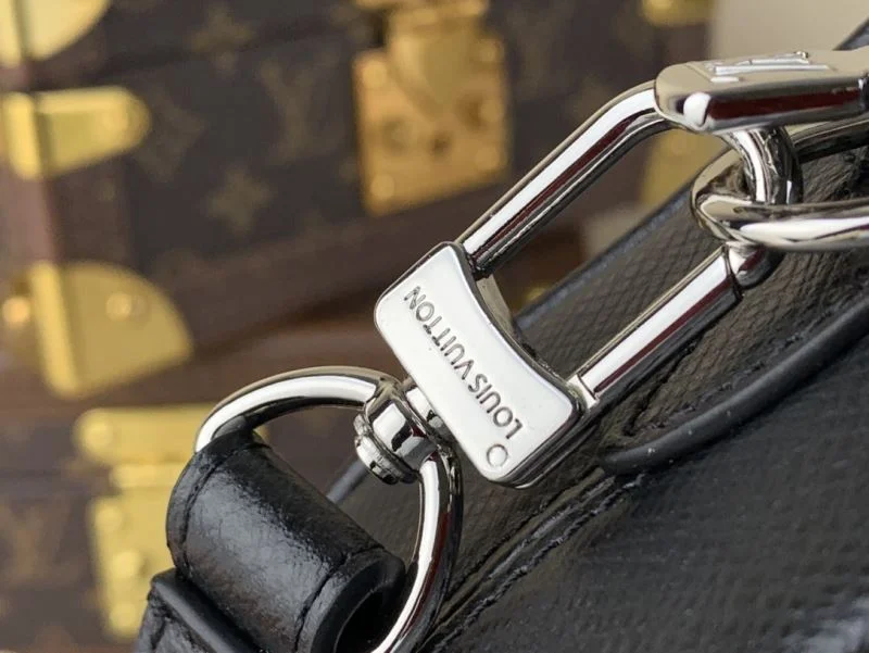 Inexpensive Louis Vuitton Clutch Bags
