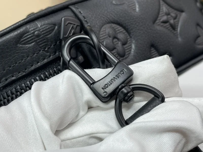Factory-made Louis Vuitton Clutch Bags