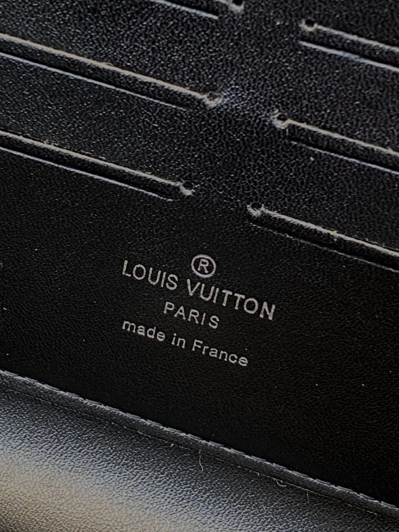 Brand-original Louis Vuitton Clutch Bags