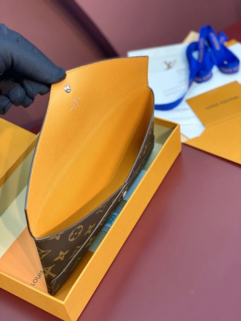 Mirror quality Louis Vuitton Clutch Bags
