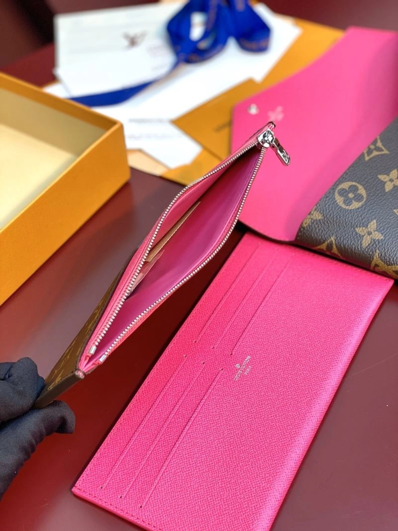 Factory-made Louis Vuitton Clutch Bags