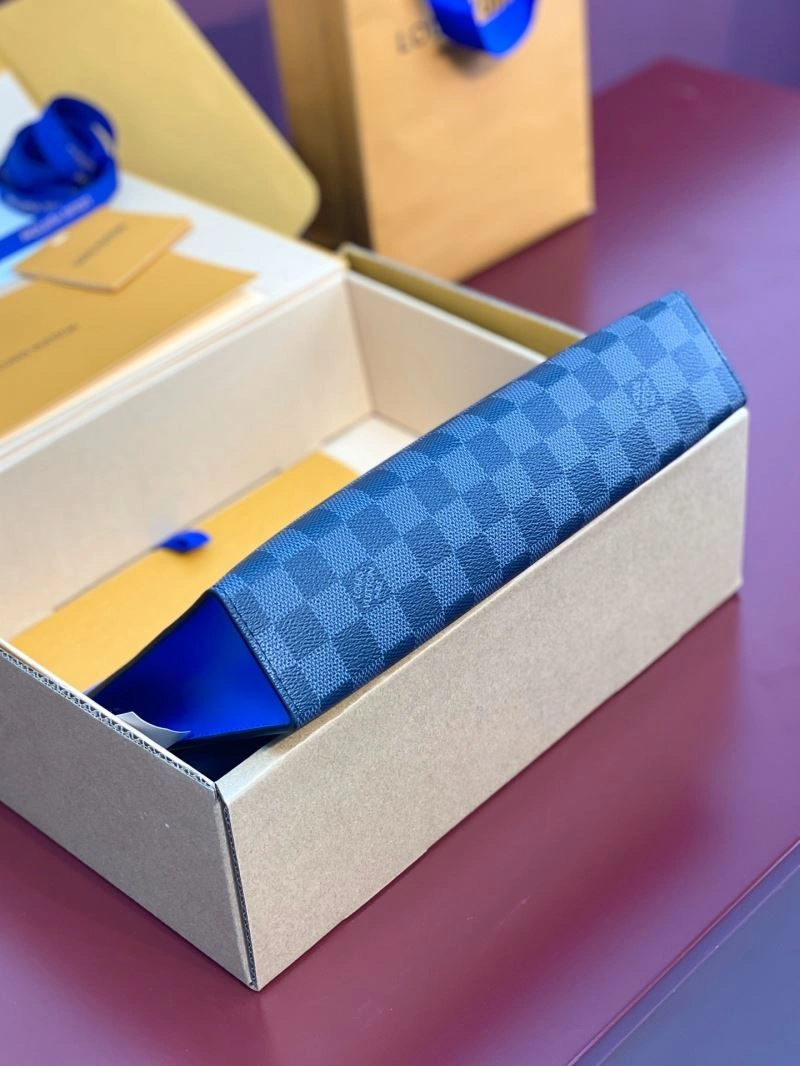 Original Louis Vuitton Clutch Bags