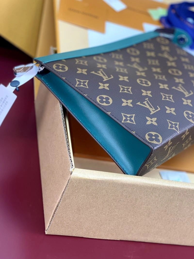 Legit Louis Vuitton Clutch Bags