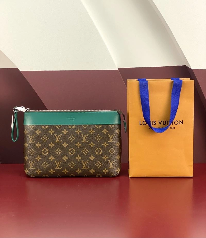 Bargain Louis Vuitton Clutch Bags