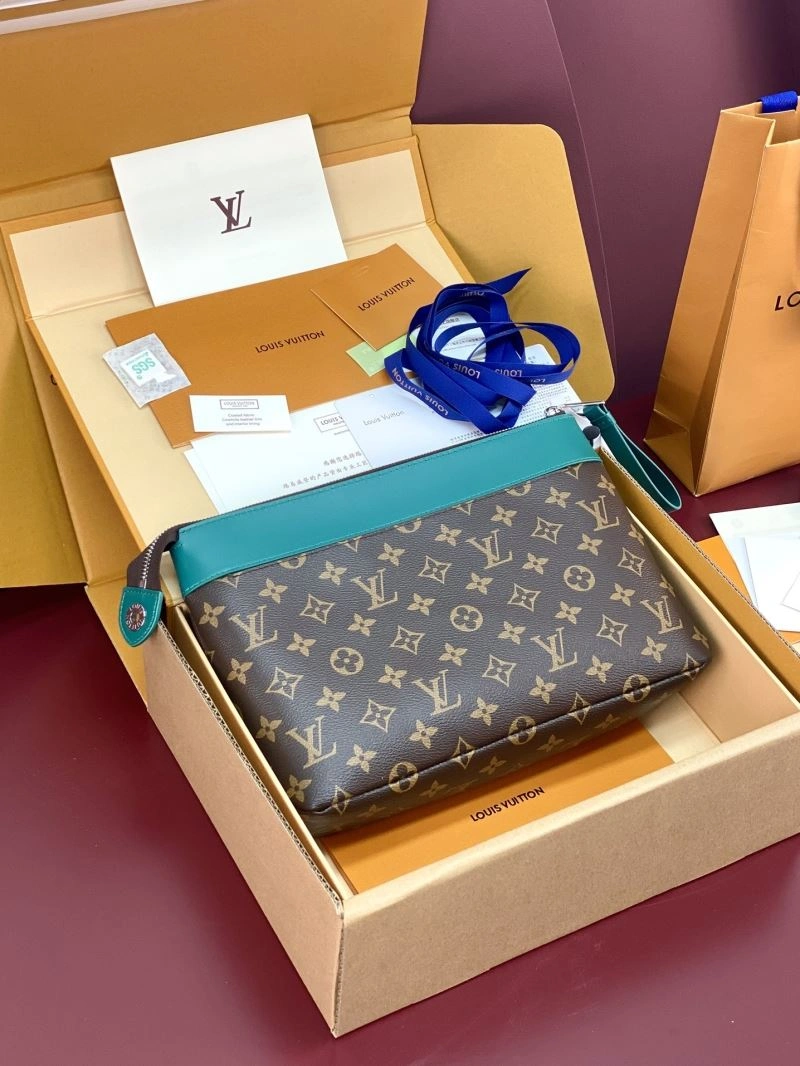 Bargain Louis Vuitton Clutch Bags