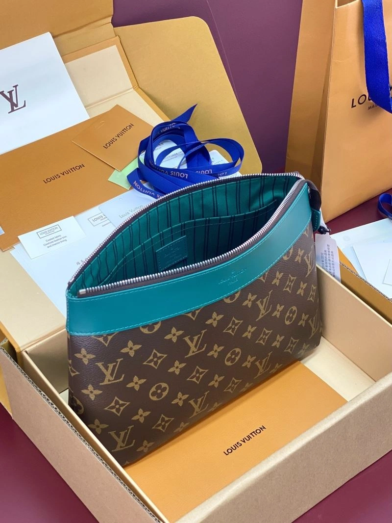 Bargain Louis Vuitton Clutch Bags