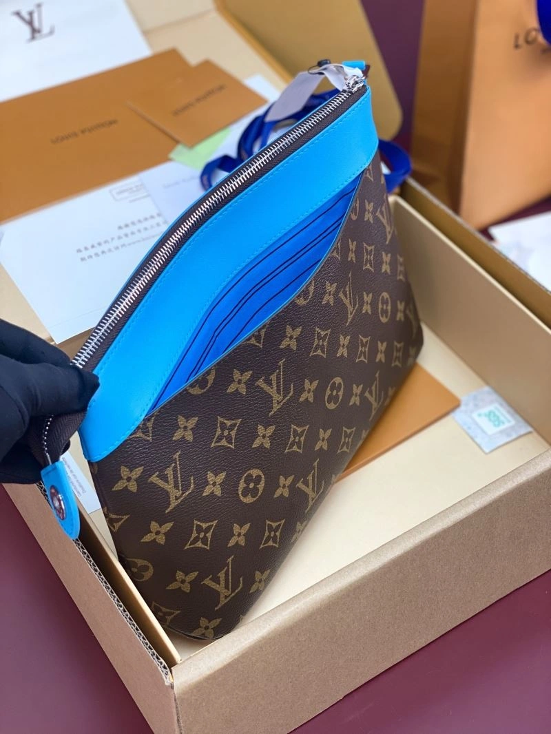 Value-priced Louis Vuitton Clutch Bags