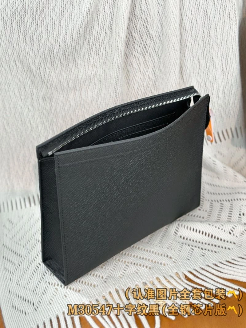 Accurate model Louis Vuitton Clutch Bags