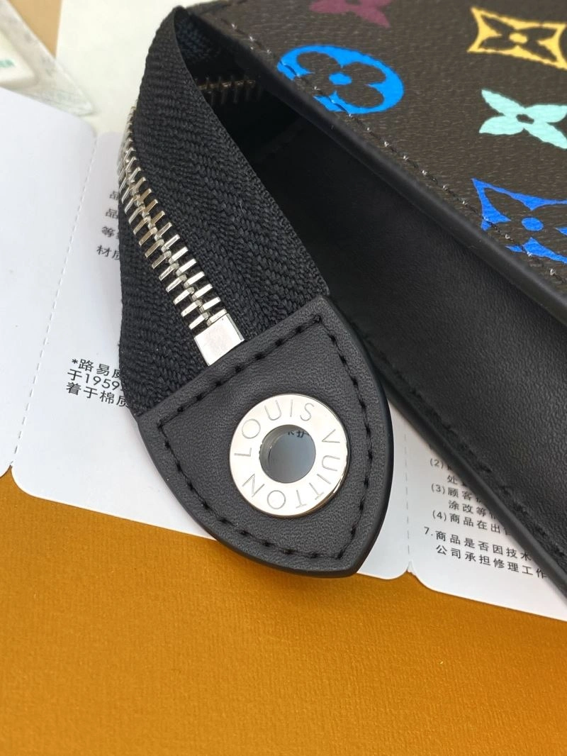 Inexpensive Louis Vuitton Clutch Bags