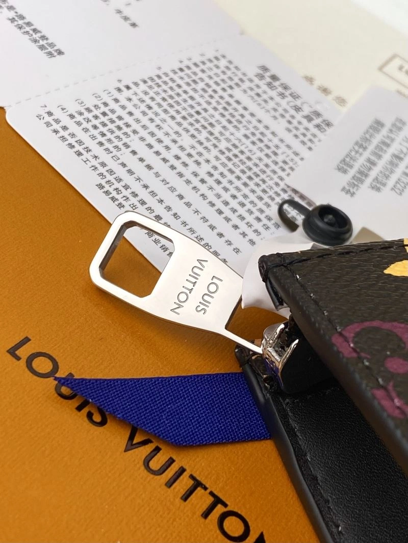 Inexpensive Louis Vuitton Clutch Bags