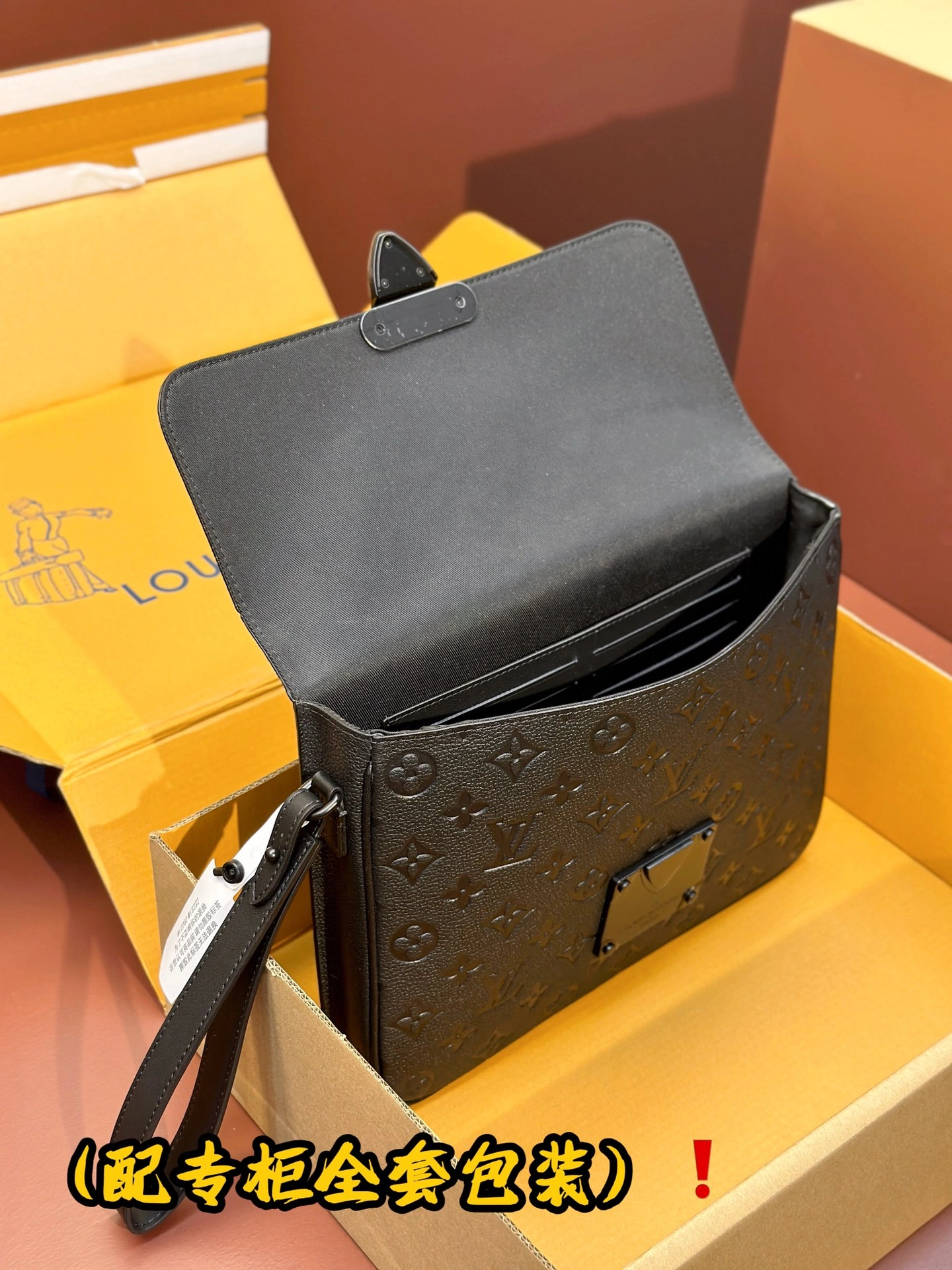 Bargain Louis Vuitton Clutch Bags