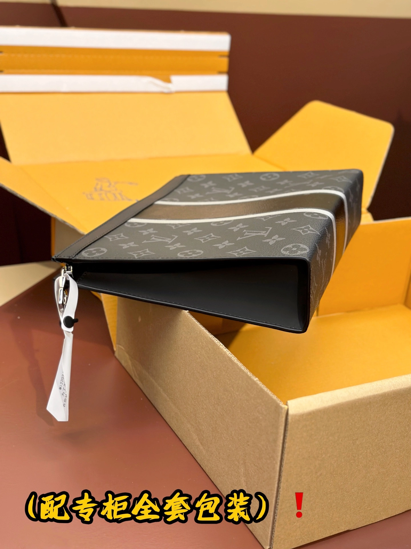 Bargain Louis Vuitton Clutch Bags